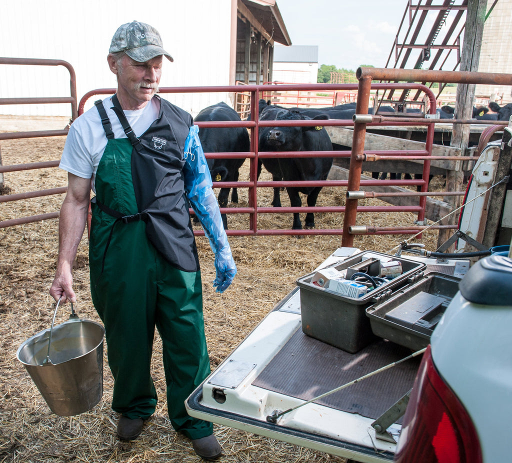 Shoulder Guard - Waterproof – Udder Tech, Inc.